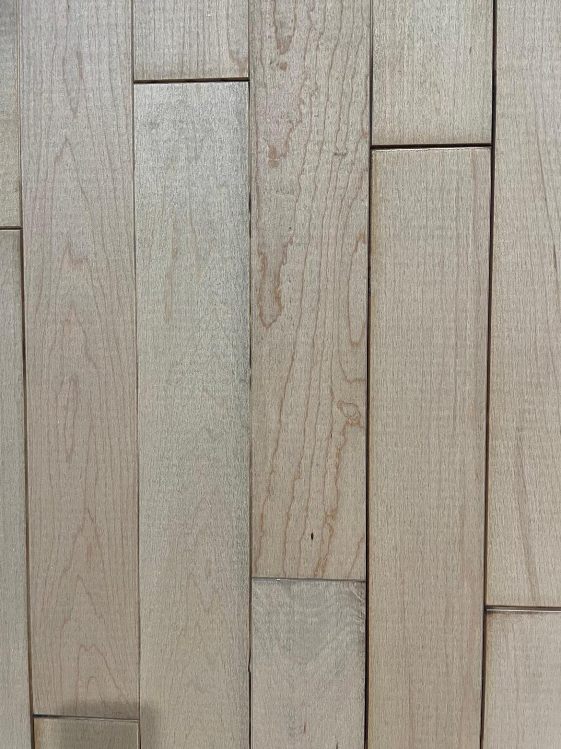 Hardwood - Hard Maple - Smoked Mansion - 3 1/4 x 3/4" - Natural ...